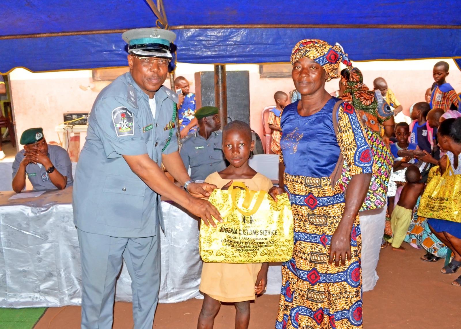 Ogun 1 Customs Supports Primary School Pupils With Set Of Uniforms ...